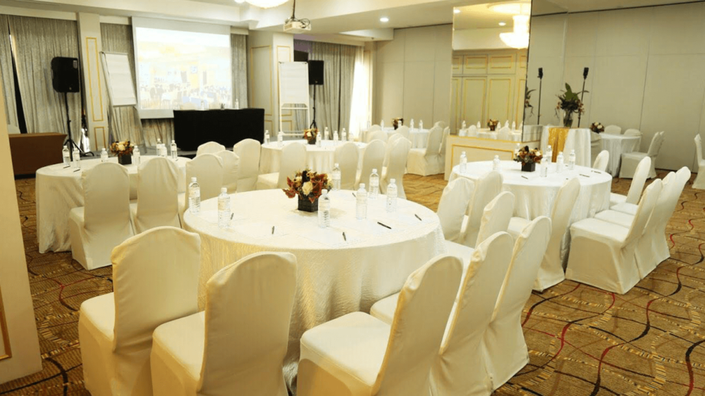 The Landmark Restaurant at Village Hotel Bugis - Best Halal Buffet ...